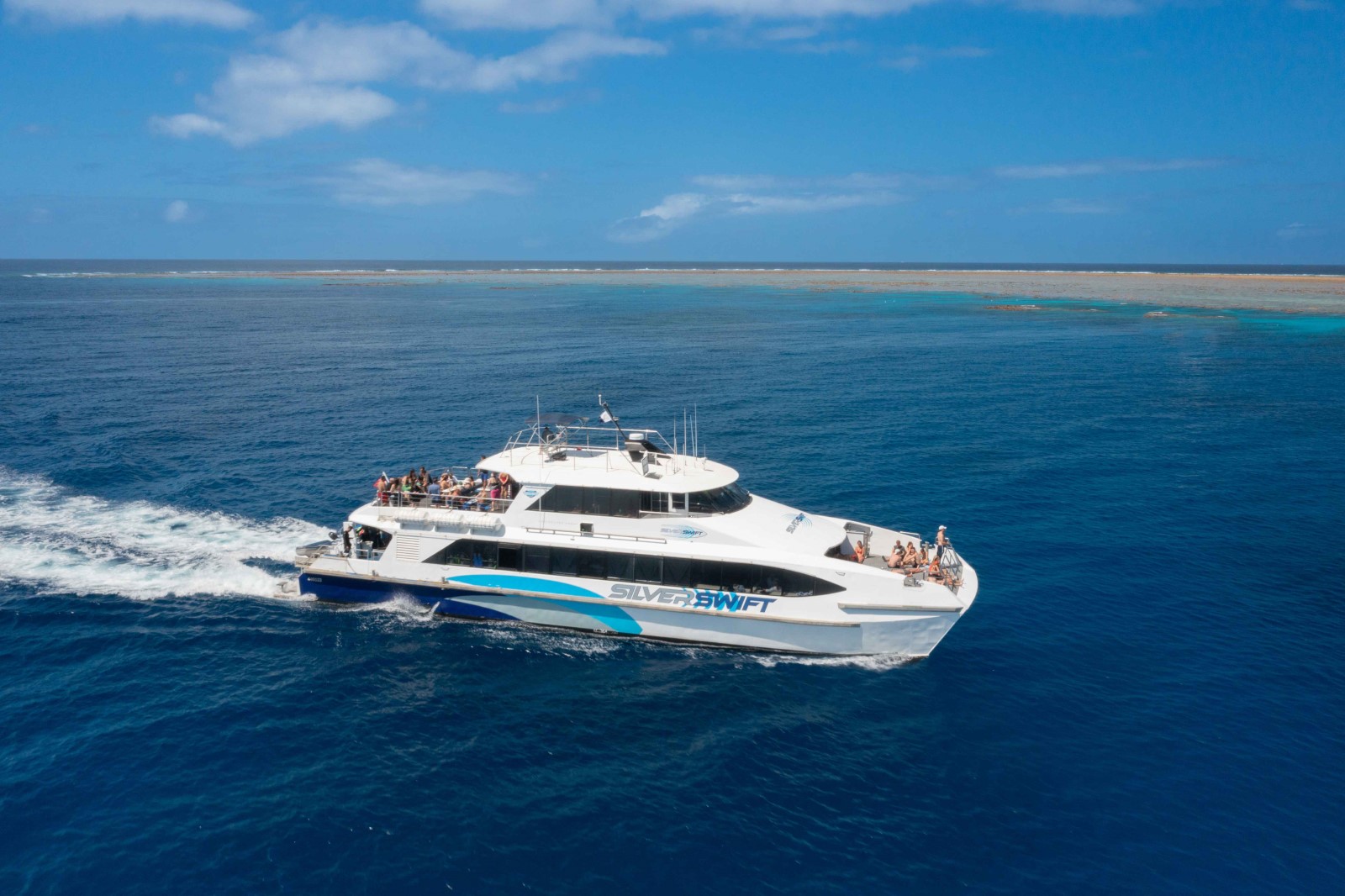 Silverswift Outer Barrier Reef Snorkel and Dive Cruise peterpans.com